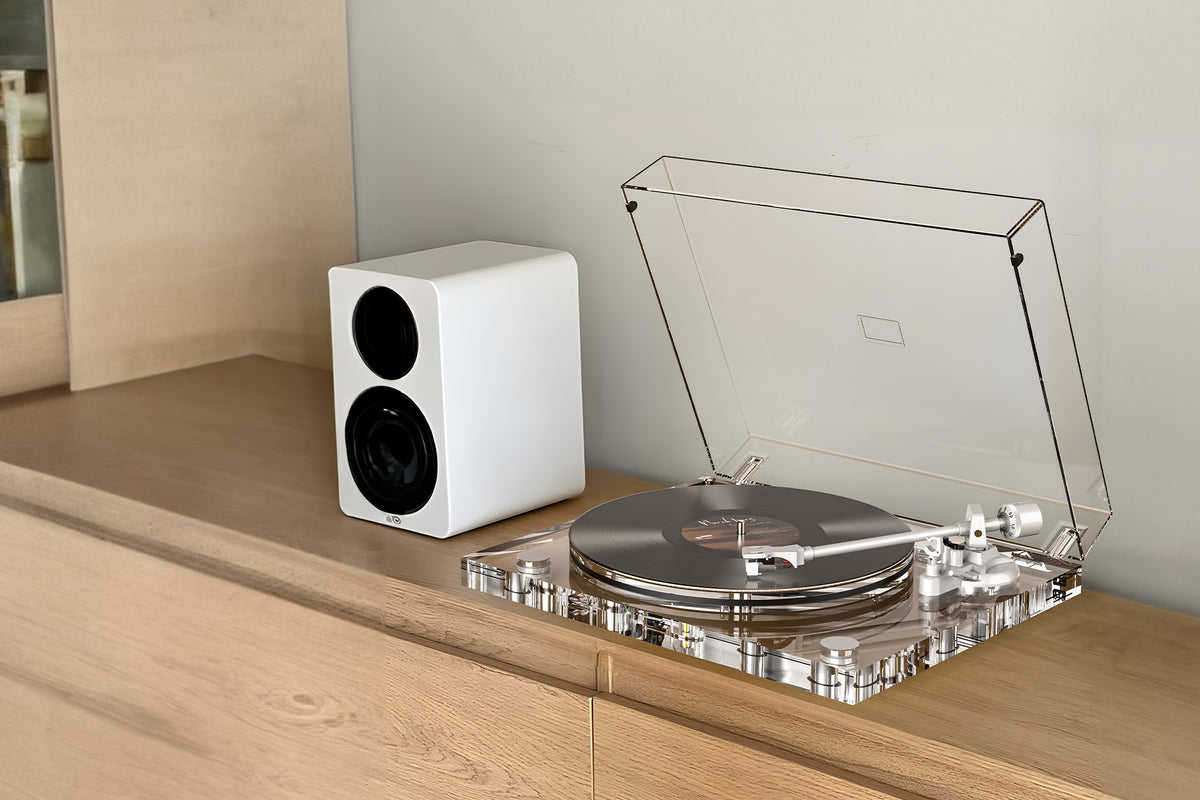 Audio Keeper | Benefits of Bluetooth Bookcase Speakers for Vinyl